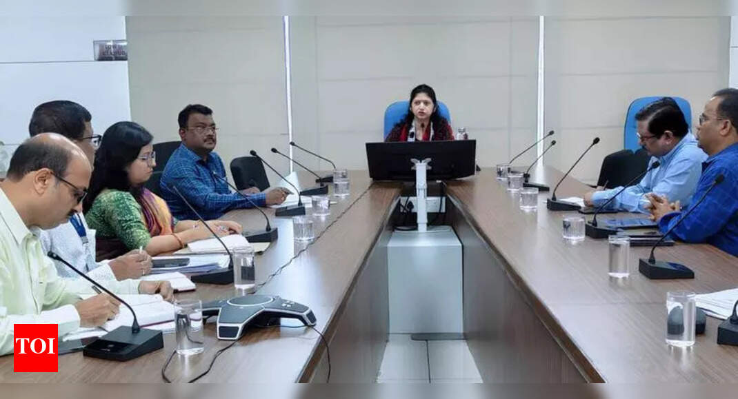 Meeting focuses on strengthening ULBs | Bhubaneswar News - The Times of ...