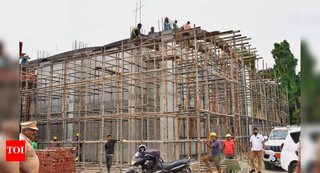 Form special panel to check quality of Semmozhi Poonga work in ...