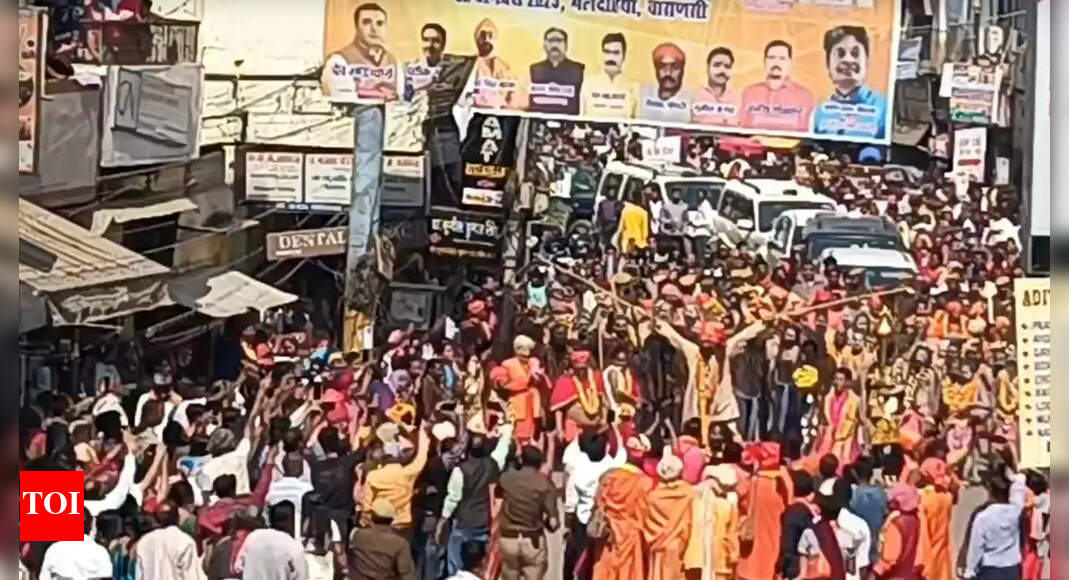 Kalpvasis conclude their sacred journey at Maha Kumbh in Prayagraj ...