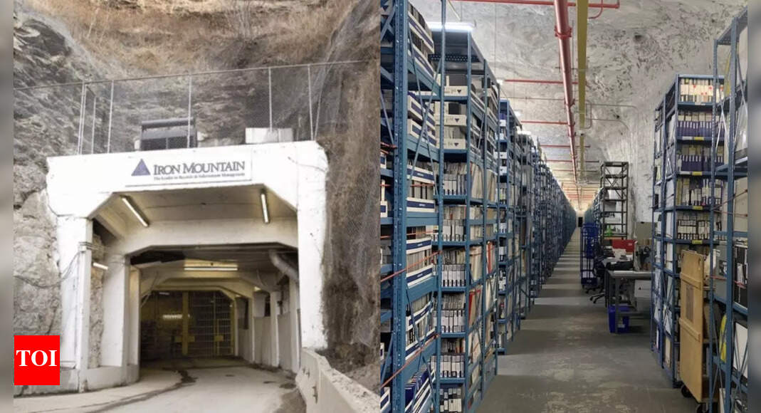 Wait, are the retirement paperwork of government employees stored in a ...