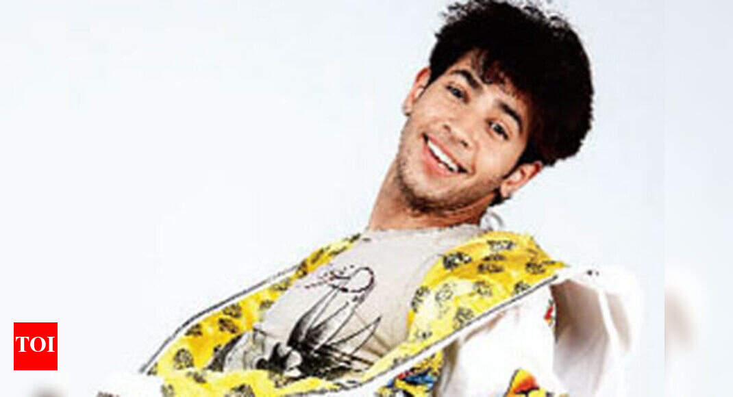 Mahrukh Mirza launches son Aasad | Hindi Movie News - Times of India