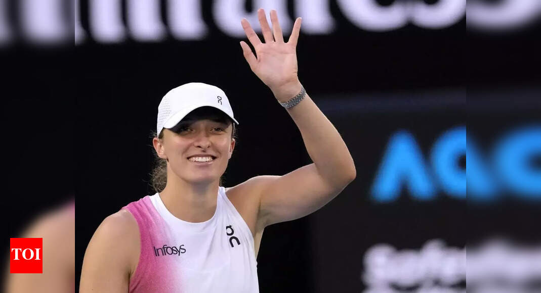 Iga Swiatek advances to Qatar Open semifinals, defeating Elena Rybakina ...