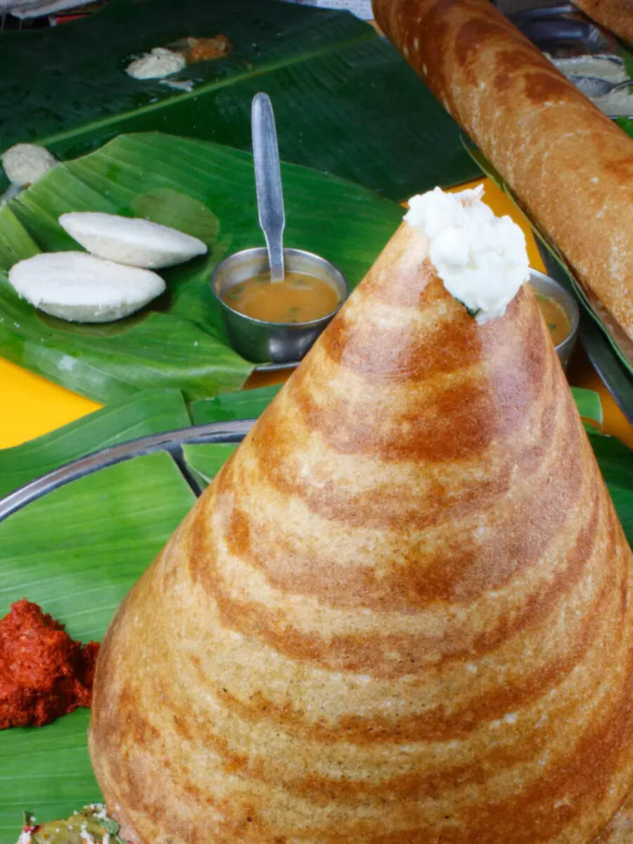 Chettinad Masala Dosa Recipe: How to make South Indian Chettinad Masala ...