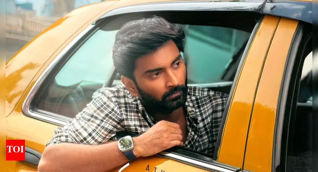 Atharvaa's next with Aakash Bhaskaran, titled 'Idhayam Murali,' teaser ...