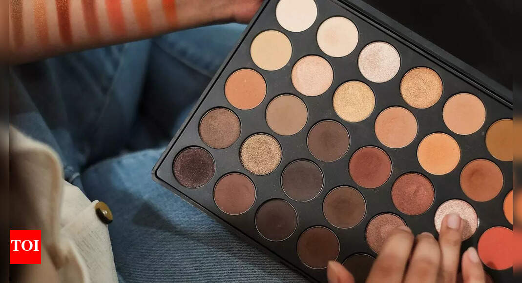 Matte Eyeshadow Palettes You Need in Your Makeup Bag For Stunning Looks ...