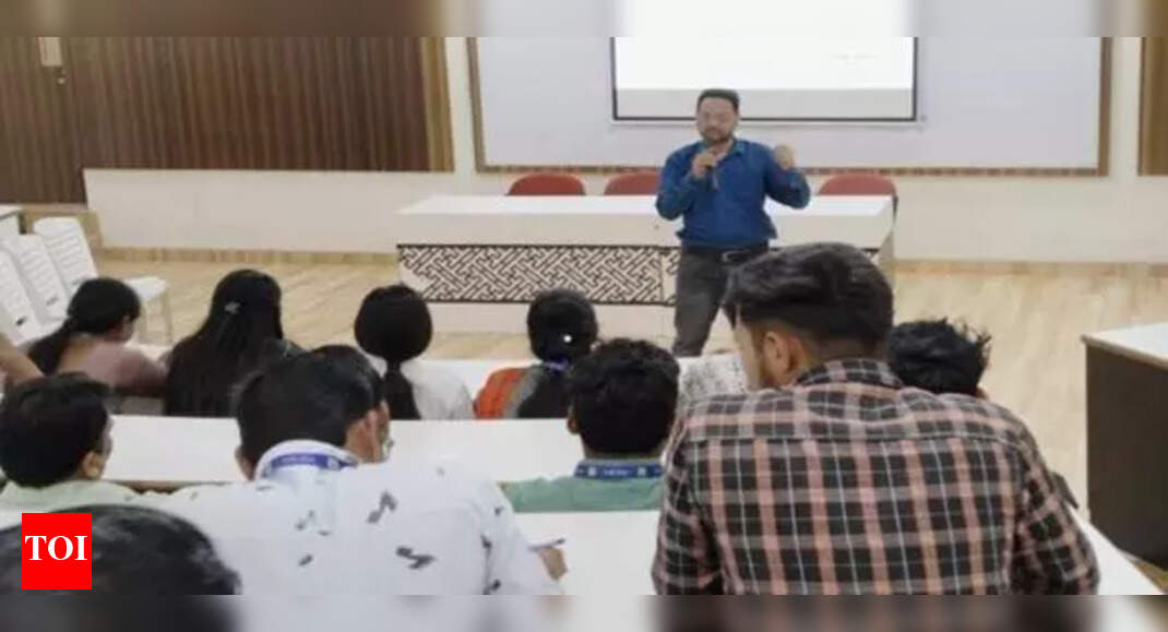 SB Jain Institute conducts 2-day workshop on ‘workplace values ...