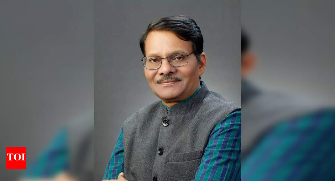 Ex-IAS K Raju is new AICC state in-charge | Ranchi News - The Times of ...