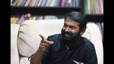 Parties engaging only in election politics: Seeman | Coimbatore News ...