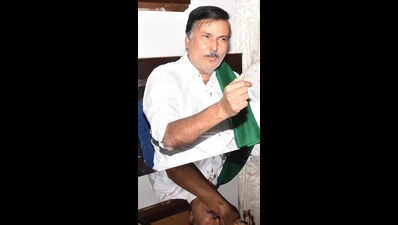 Farmer leader airlifted to Bengaluru after accident in Punjab ...