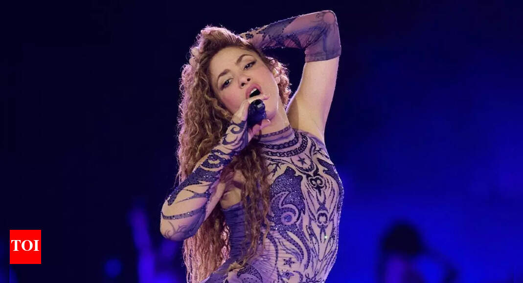 Colombian superstar Shakira cancels her concert in Lima after being hospitalized | English Movie ...