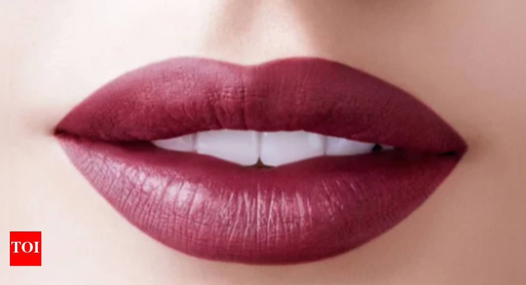 Maroon Lipstick: Must-Have Maroon Lipsticks for for Every Occasion ...