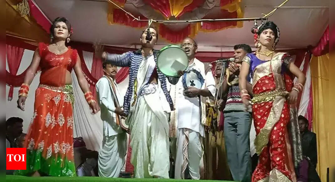 Khadi Gammat Festival begins with enthusiasm in Hingna | Nagpur News ...