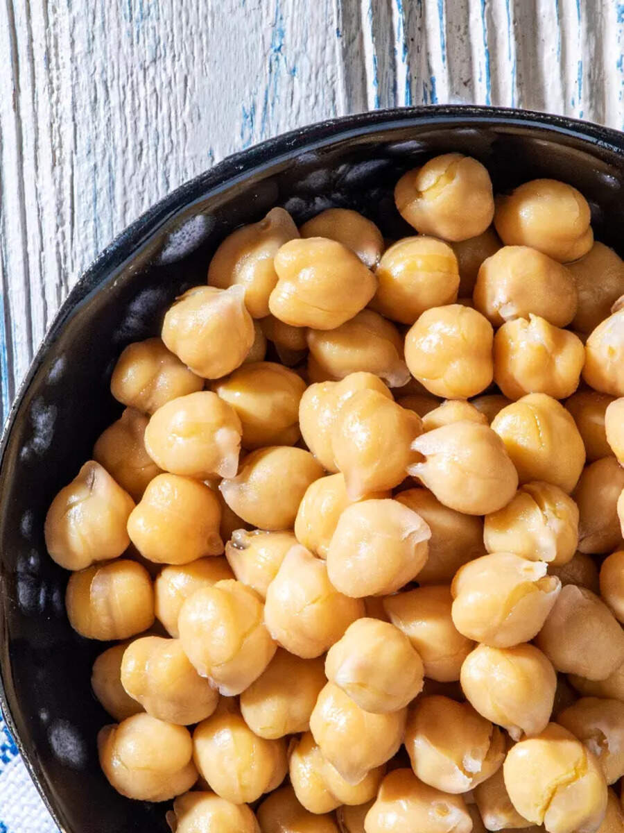 10 protein-packed comforting dishes made with chickpeas | Times of India