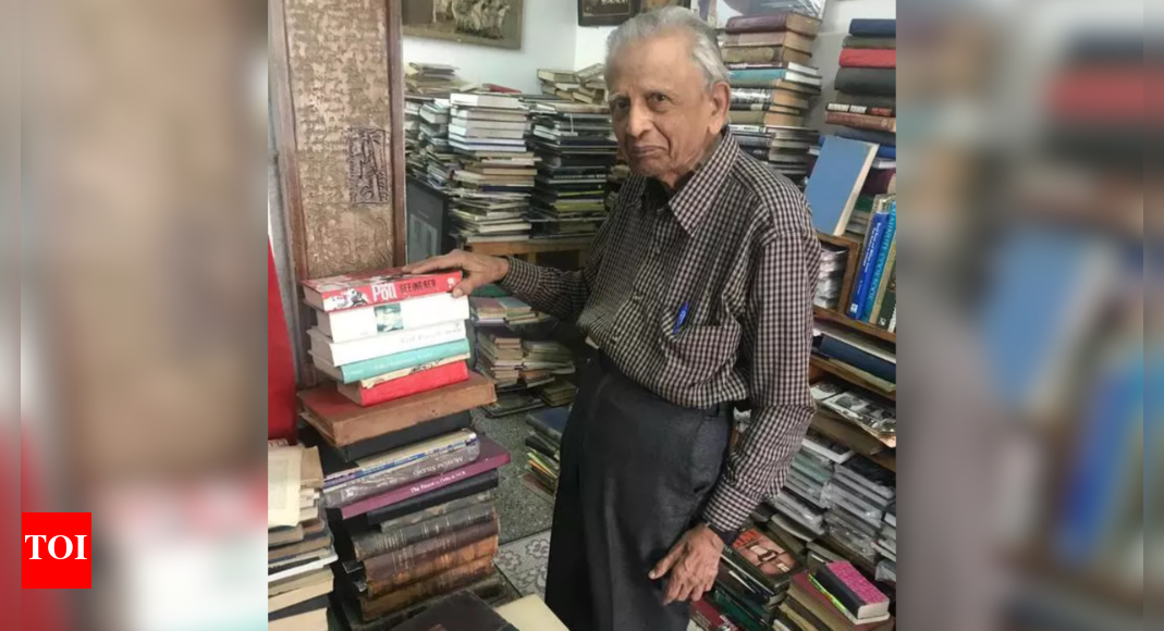 End of a chapter as Bengaluru’s beloved bookseller KKS Murthy dies at ...