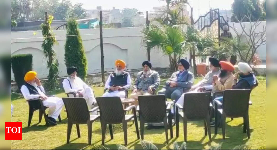 SAD leaders urge SGPC president Dhami to reconsider resignation, he ...