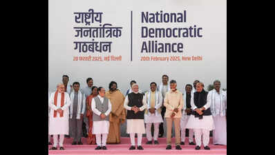 At swearing-in, NDA members take stage in a show of strength | Delhi ...