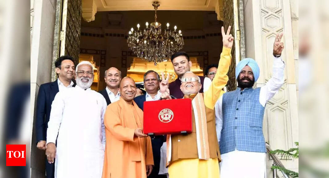 Rs 35Kcr to PWD for upkeep and laying of roads | Lucknow News - The ...