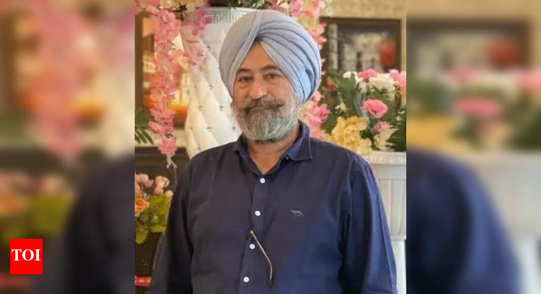 Another setback for Congress in Bathinda, deputy mayor Harmandar Singh ...