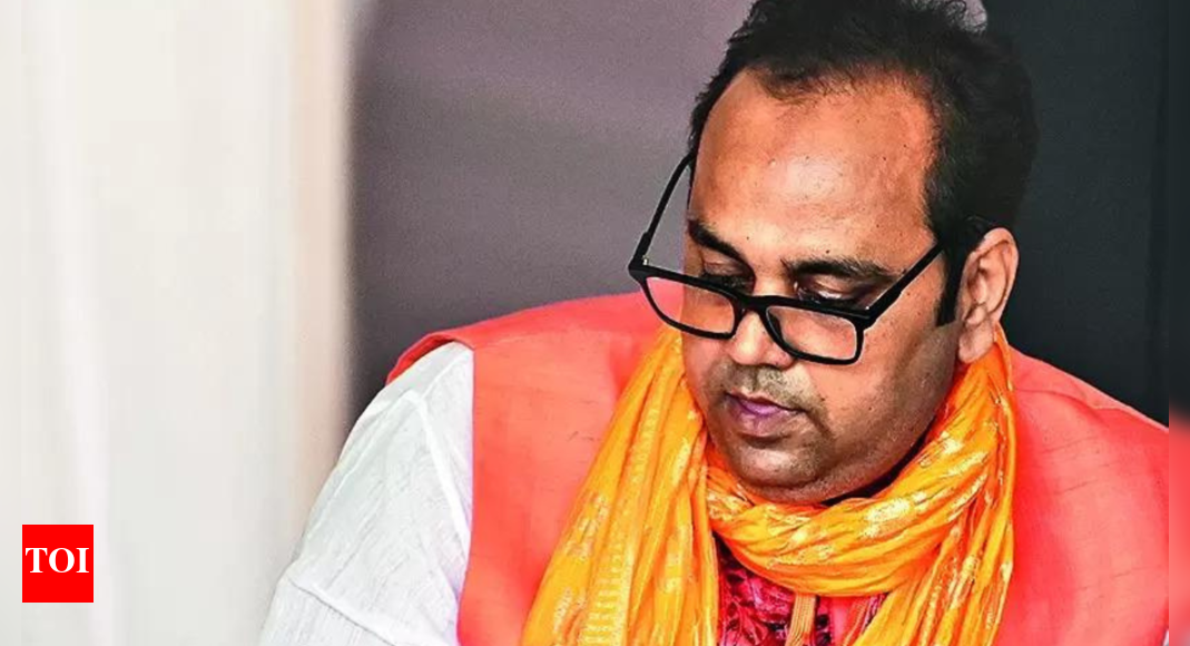 ‘Will probe wrongdoings of previous govt, fix doctor shortage’: Delhi ...