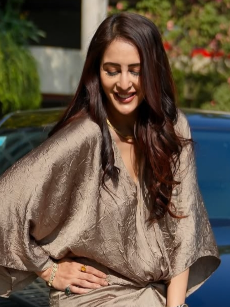 Chahatt Khanna’s ultra chic and glam looks | Times of India