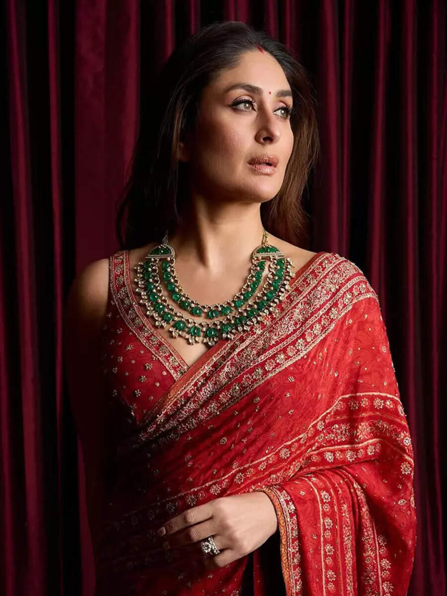 Kareena Kapoor Khan stuns in regal red saree & emerald glam | Times of ... Kareena Kapoor Khan stuns in regal red saree & emerald glam | Times of ...