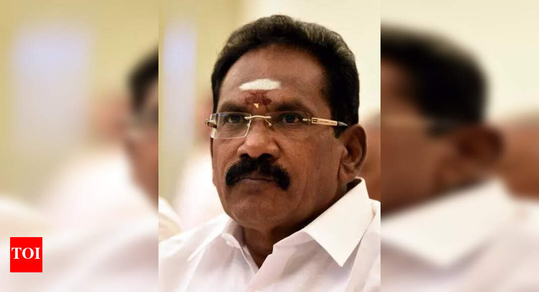 Sellur Raju slams waste management, roads | Madurai News - The Times of ...