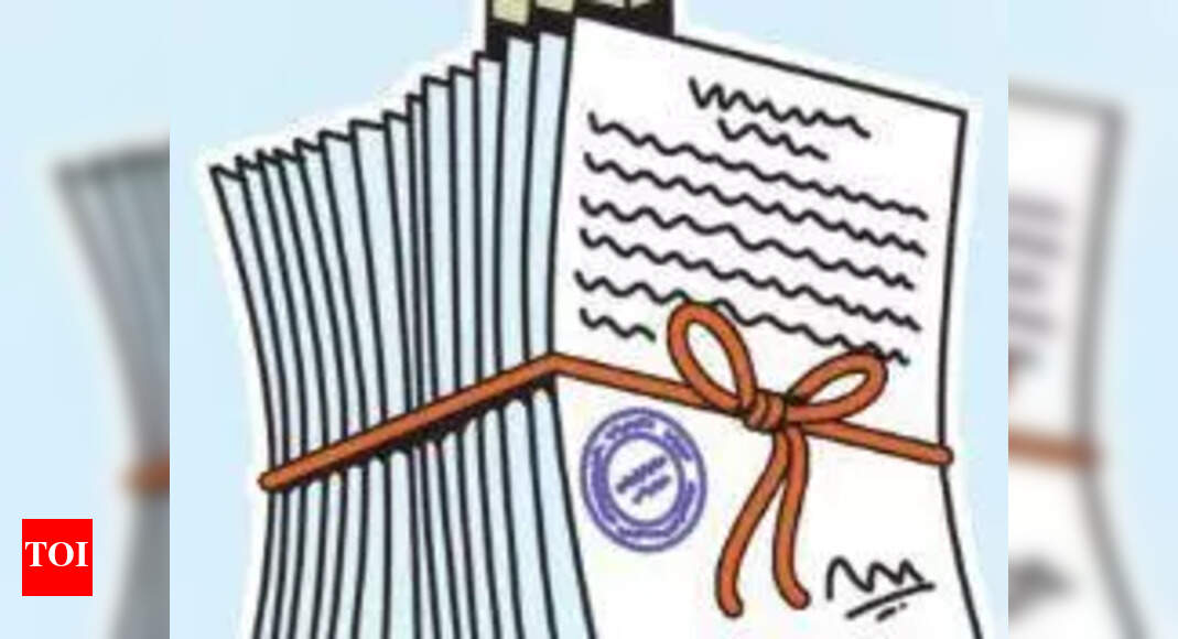 Residents of Hubballi’s KHB Colony demand e-khata for their properties ...