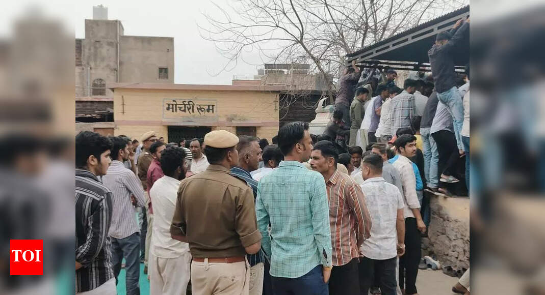 Pokhran town shut in protest against electrocution of man | Jaipur News ...