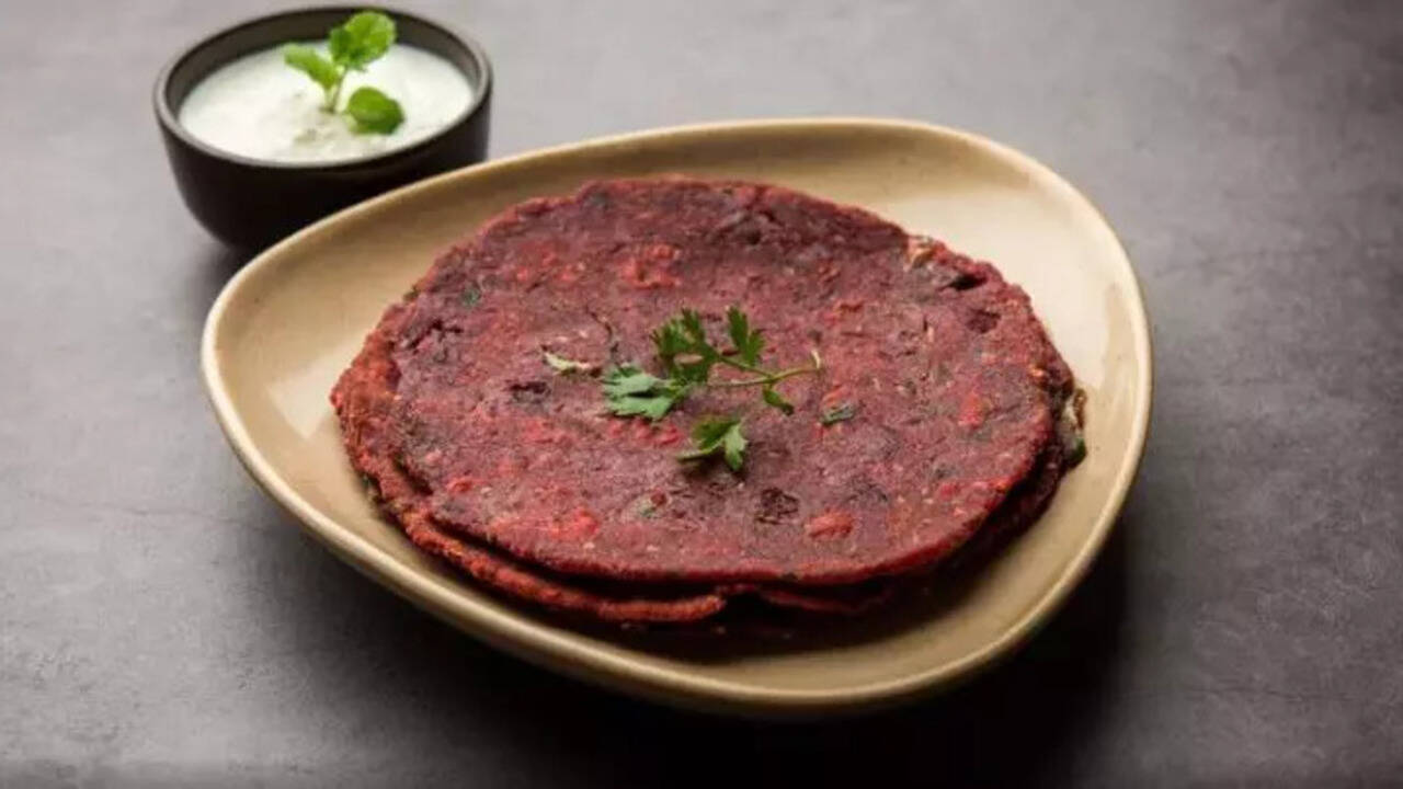 Nutritious & Tasty Beetroot Chilla Recipe For A Perfect Meal