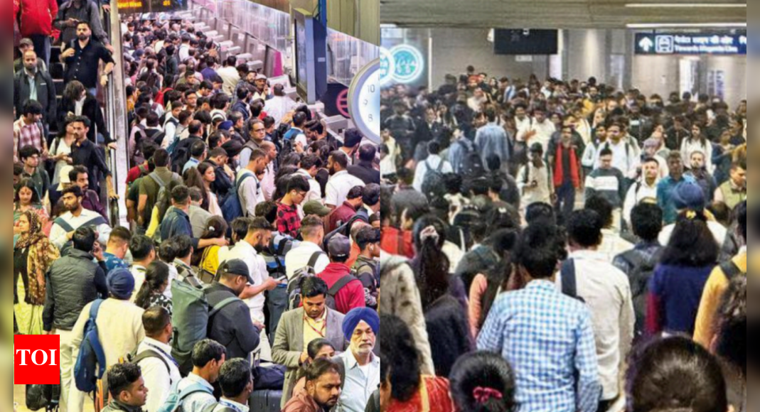 Delhi Metro Overcrowding sparks stampede fears at key stations | Delhi ...