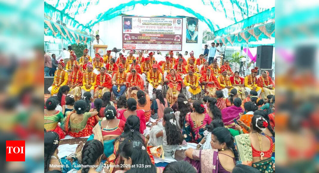 21 Differently Abled Couples Tie Nuptual Knot in Mass Wedding | Nagpur ...