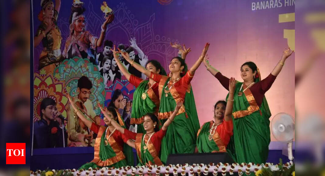BHU’s four-day youth festival kicks off with a vibrant cultural display ...