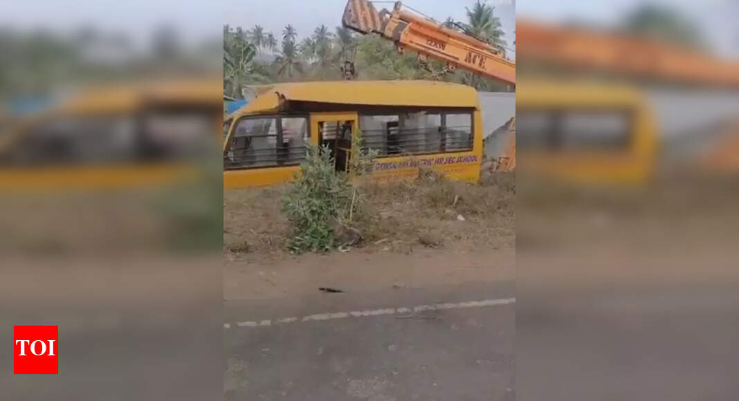 11 students injured as school bus falls into pit in Salem | Coimbatore ...