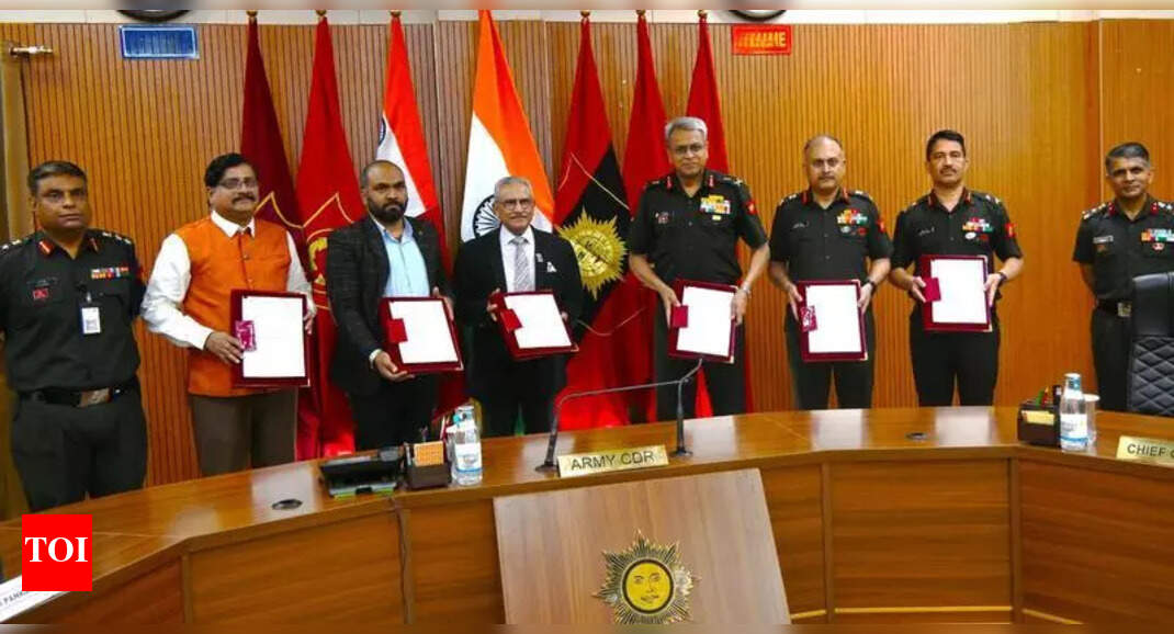 Army, TCOE sign pact to add to air delivery system | Lucknow News - The ...