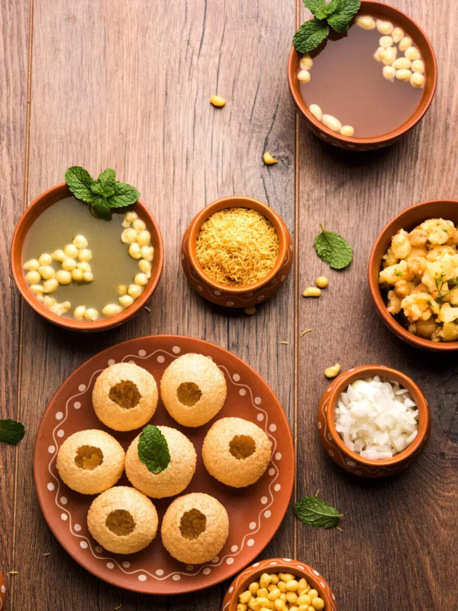 Pani Puri recipe: Holi Special: Quick and easy Pani Puri recipe to try ...
