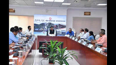 SWR welcomes its new GM Mukul Saran Mathur | Hubballi News - The Times ...