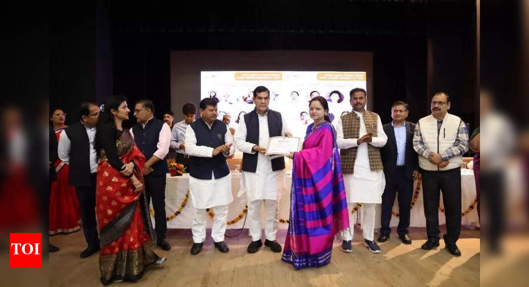 Maha Kumbh boosted state, nat’l GDP by Rs3 lakh-cr, says min | Lucknow ...