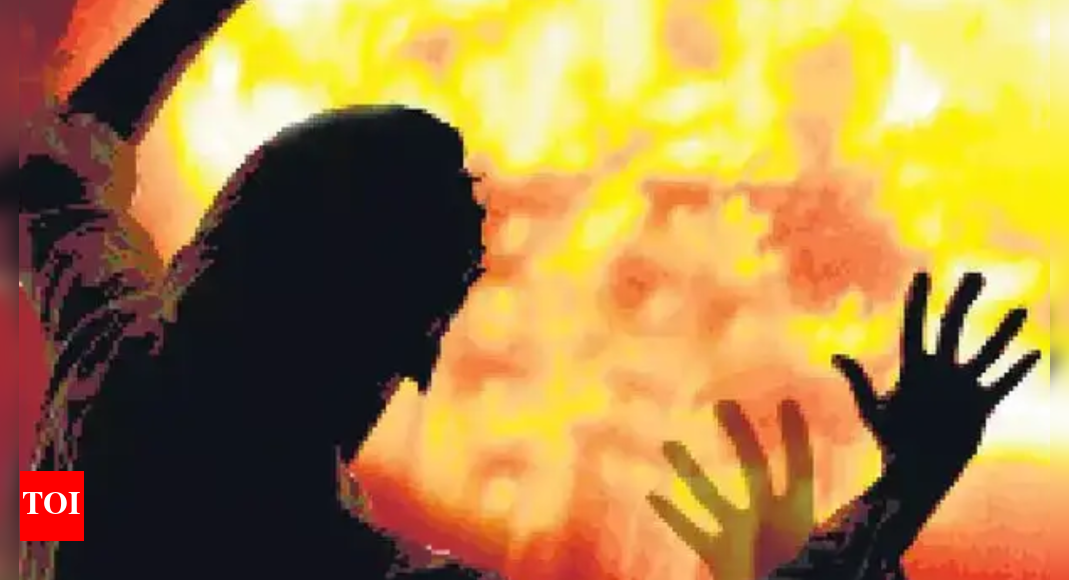 Transformer Explosion in Ghazipur Injures Four; Officials Dismissed ...