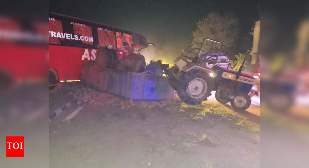 In Punjab, tractor-trolley enters highway suddenly, bus crashes into it; 4 killed - The Times of ...