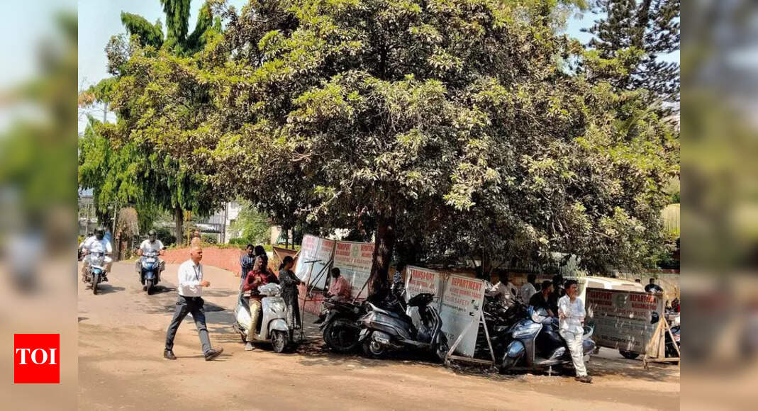 Lack of amenities at city RTA offices irks women, elderly | Hyderabad ...