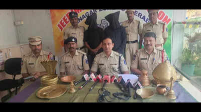 Cops solve temple theft case within 12 hours, 2 held | Hyderabad News ...