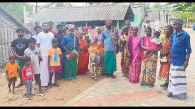 Athiyan community members seek caste certificate | Trichy News - The ...