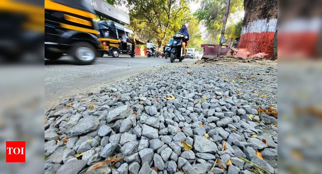 Poor resurfacing on Apte Road leaves residents, commuters in a huff ...