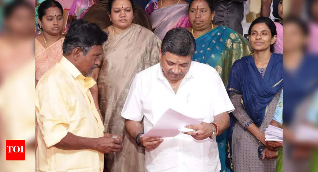 PTR criticizes BJP’s push for three-language model in TN | Madurai News - The Times of India