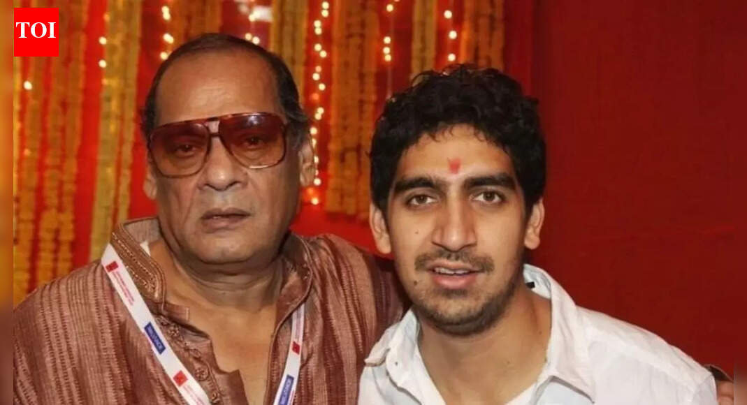 Director Ayan Mukerji’s father, veteran actor Deb Mukherjee, passes ...