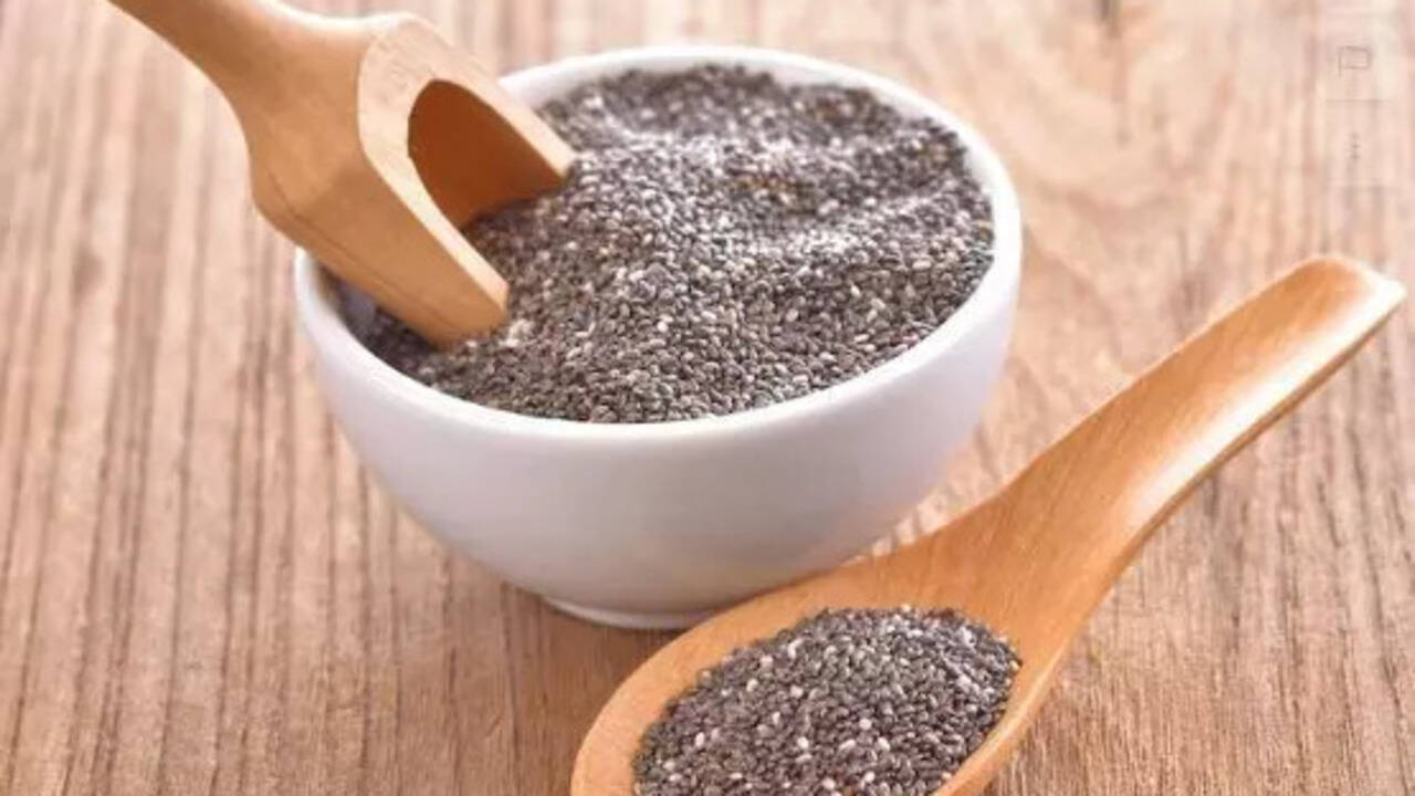 Stay Hydrated This Summer: 5 Easy Ways To Add Chia Seeds To Your Diet