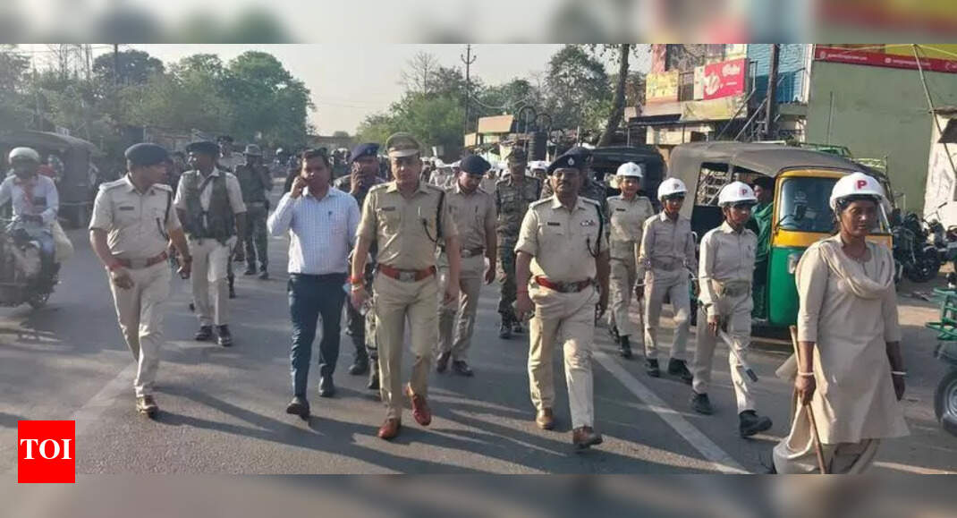 Ramgarh celebrates peaceful Holi amid tight security | Ranchi News ...