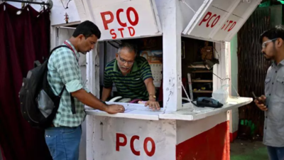 One man, one phone: Is this Mumbai’s last PCO? | Mumbai News - The ...