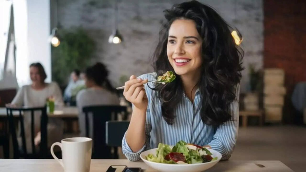 How to Avoid the 5 Most Harmful Eating Habits