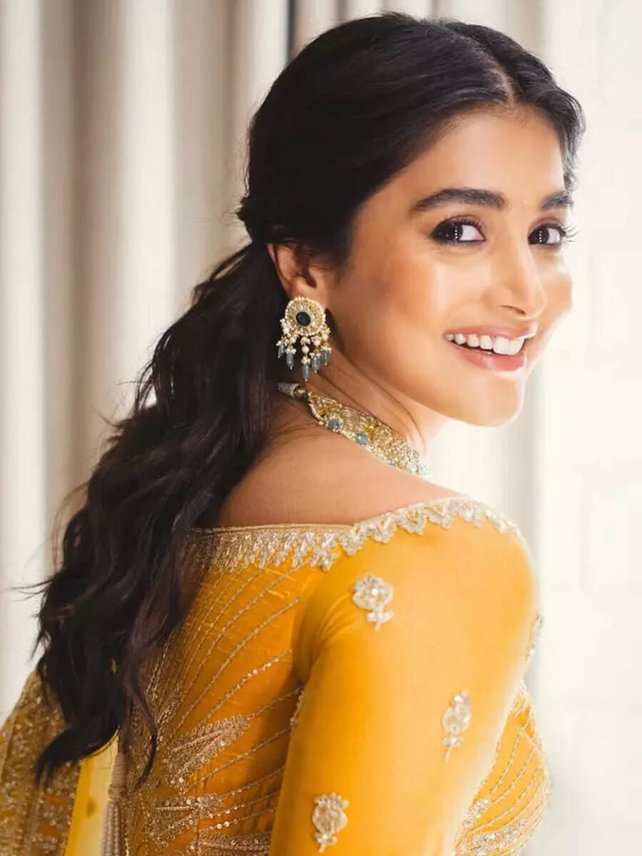 Pooja Hegde’s ethnic fashion is effortless, elegant and ever-stylish ...
